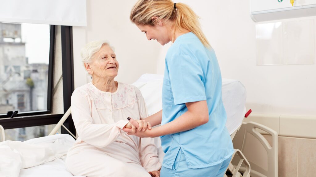 Tout savoir sur le metier d'aide-soignante